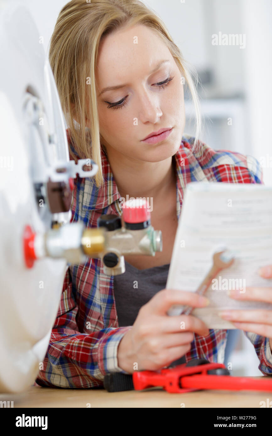 Manual worker steps hi-res stock photography and images - Alamy