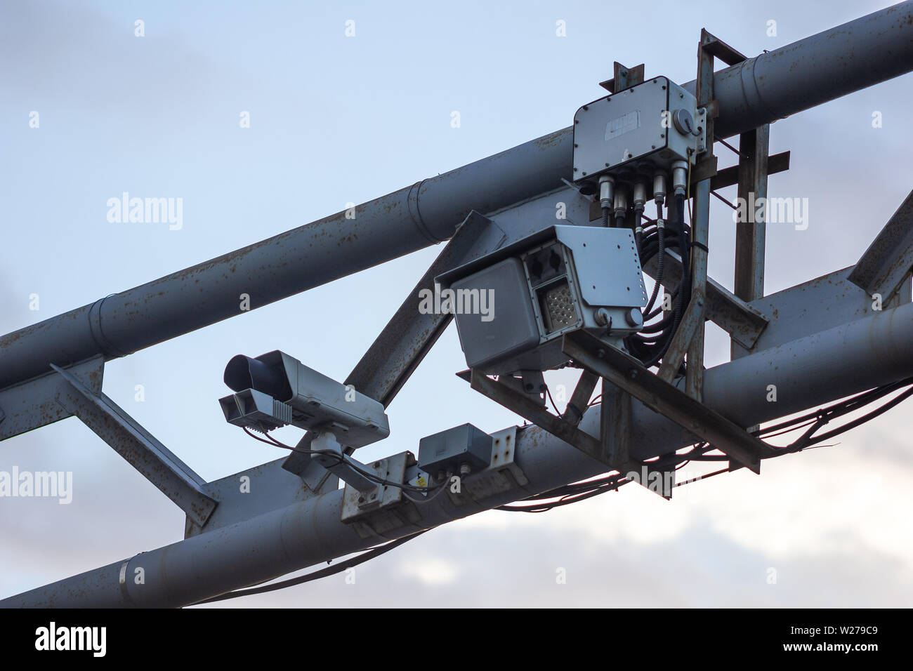 speed radar limit camera traffic system Stock Photo - Alamy