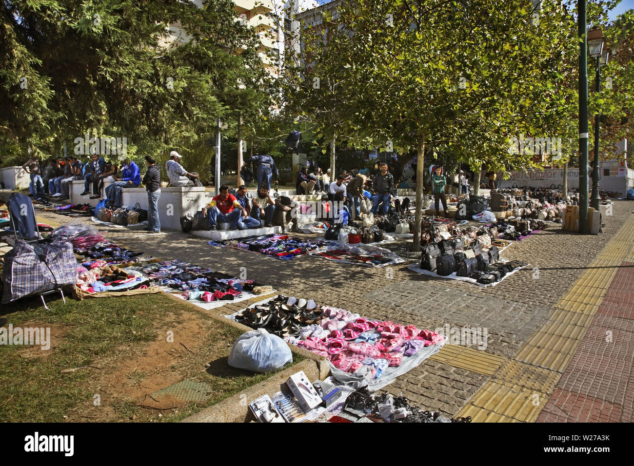 Street trading hi-res stock photography and images - Alamy