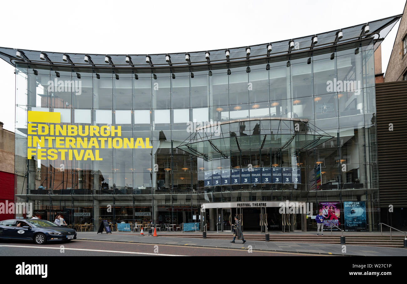 Edinburgh festival theatre exterior hi-res stock photography and images ...