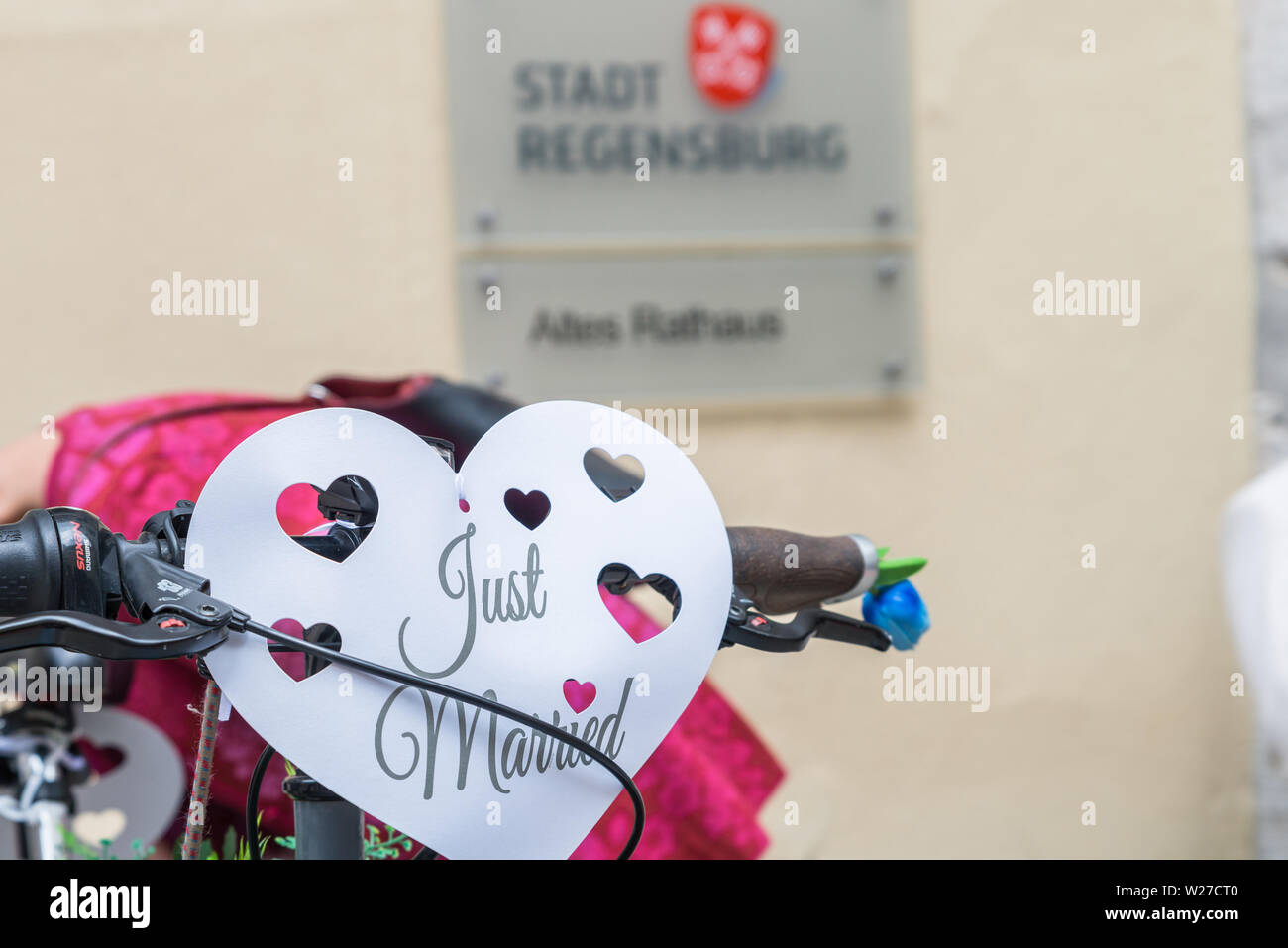 Old registry office hi-res stock photography and images - Alamy