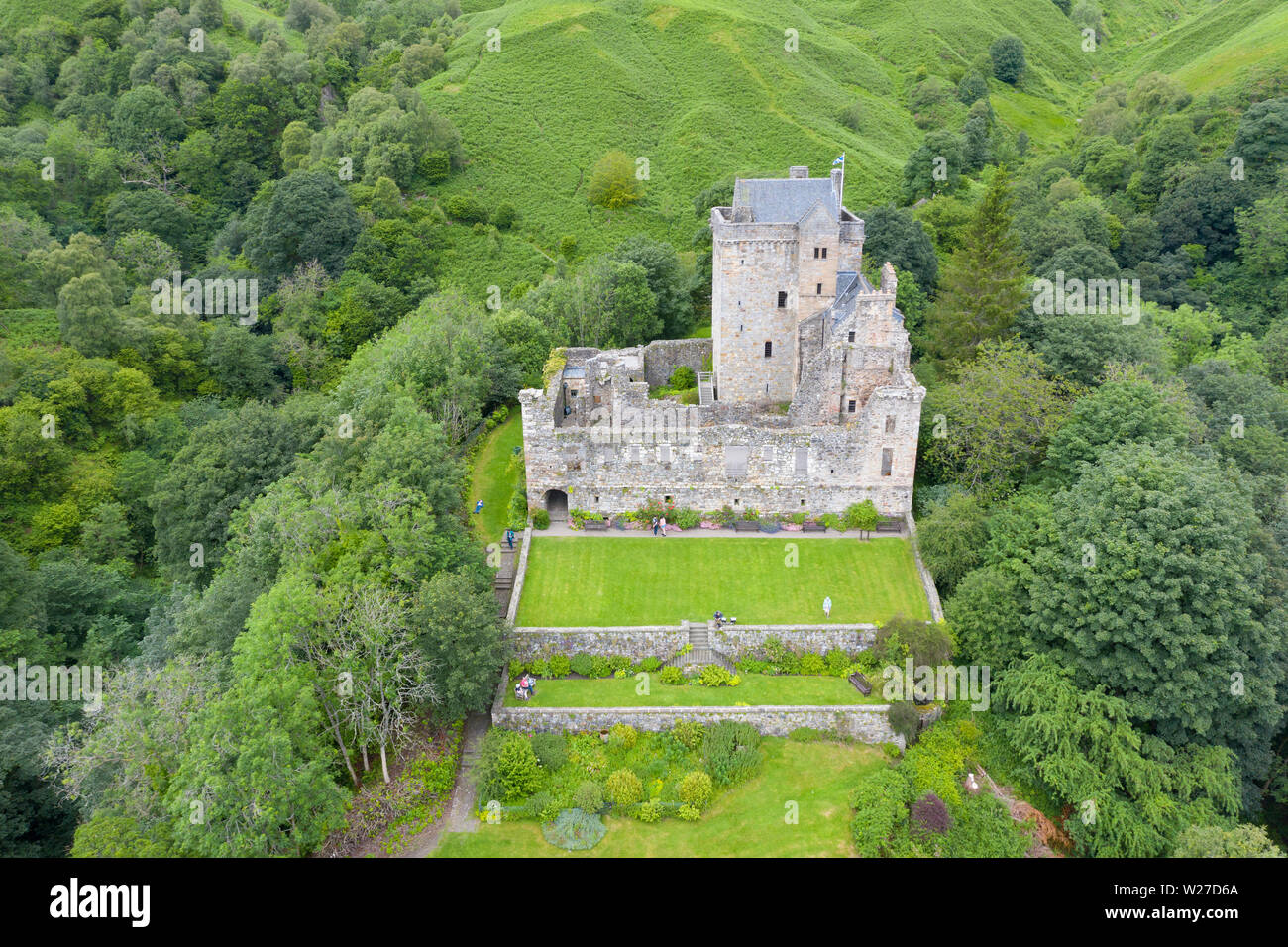 Castle campbell hi-res stock photography and images - Alamy