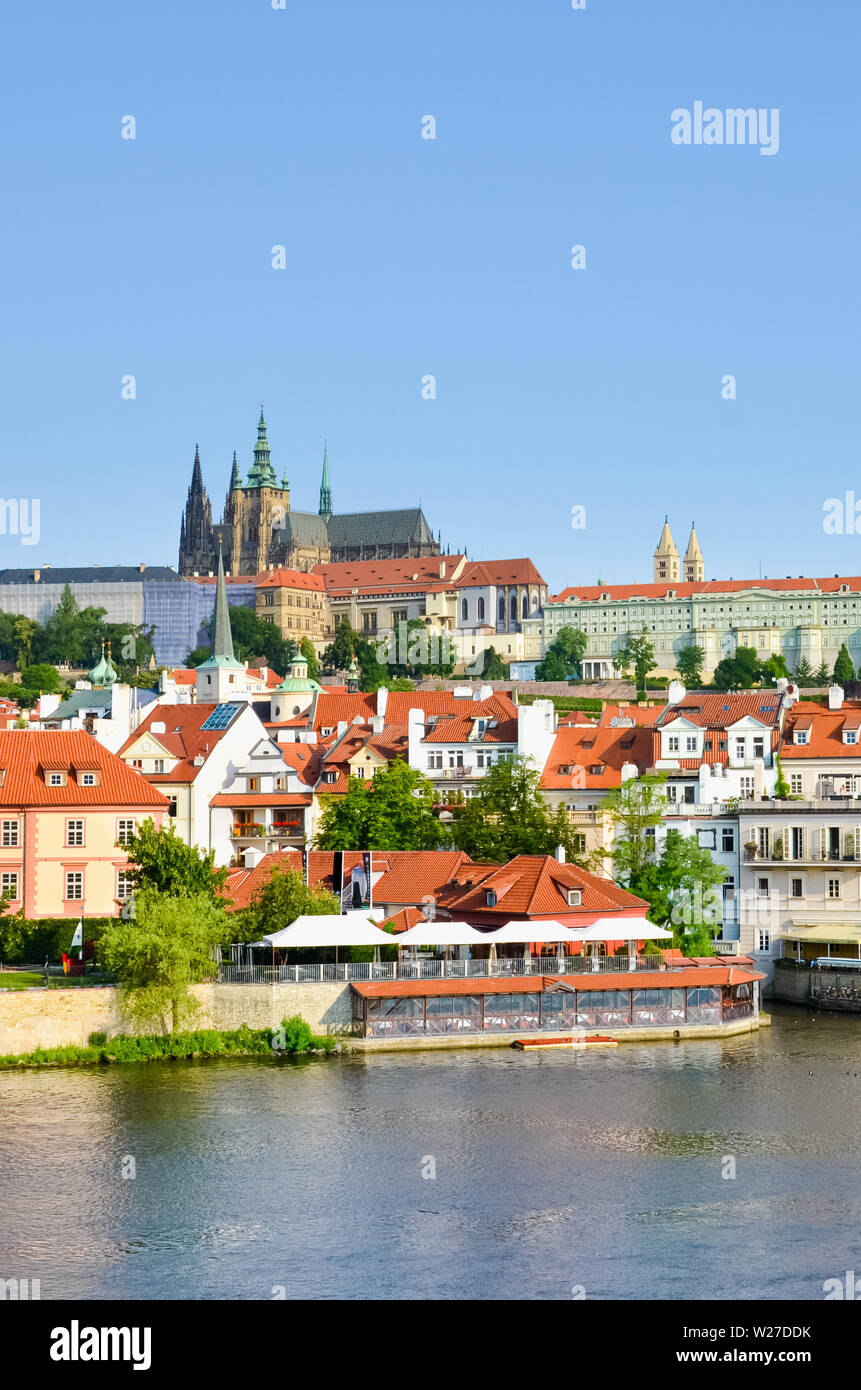 Amazing cityscape of Prague, Czech Republic with famous Prague Castle ...
