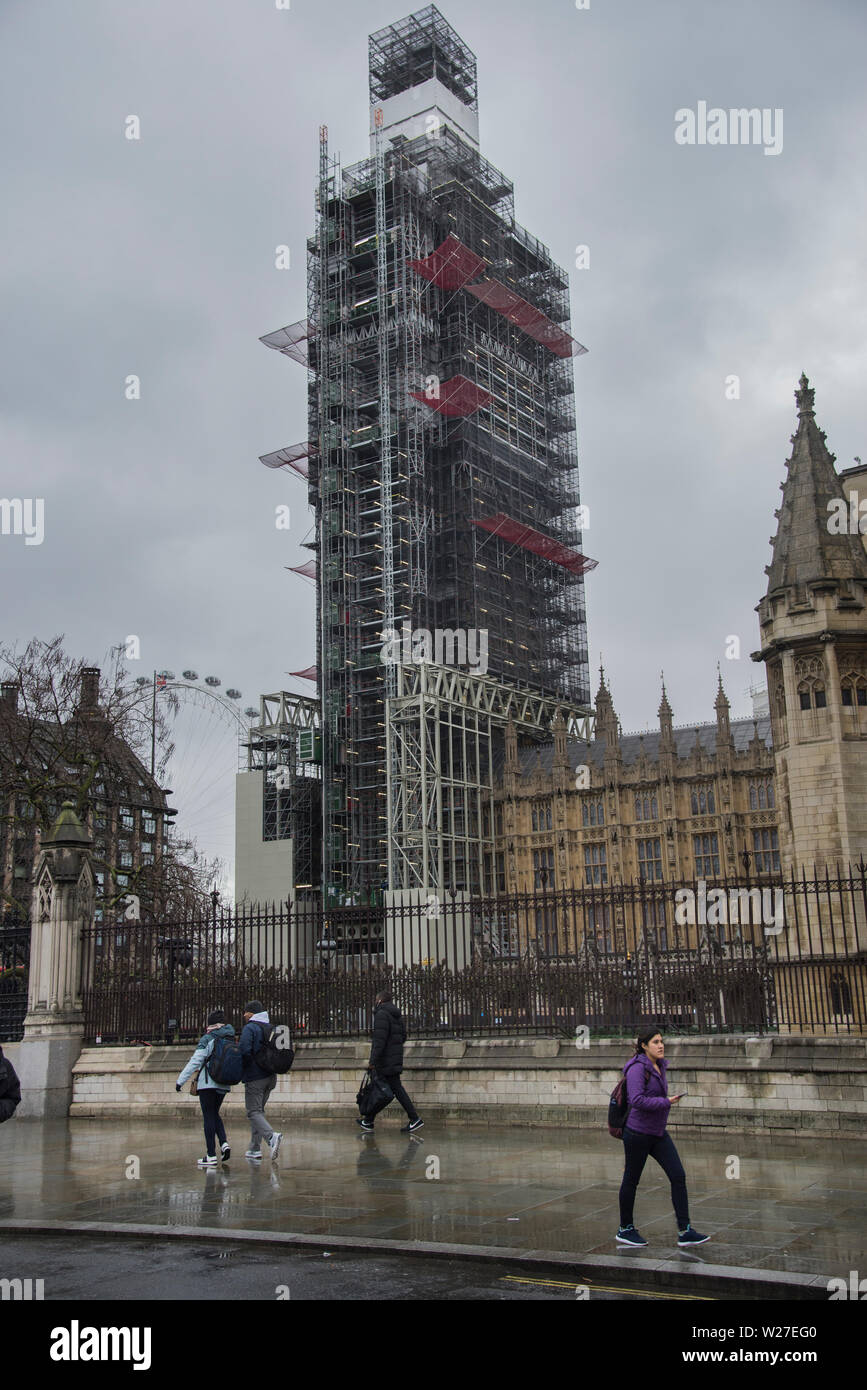 Elizabeth tower hi-res stock photography and images - Alamy