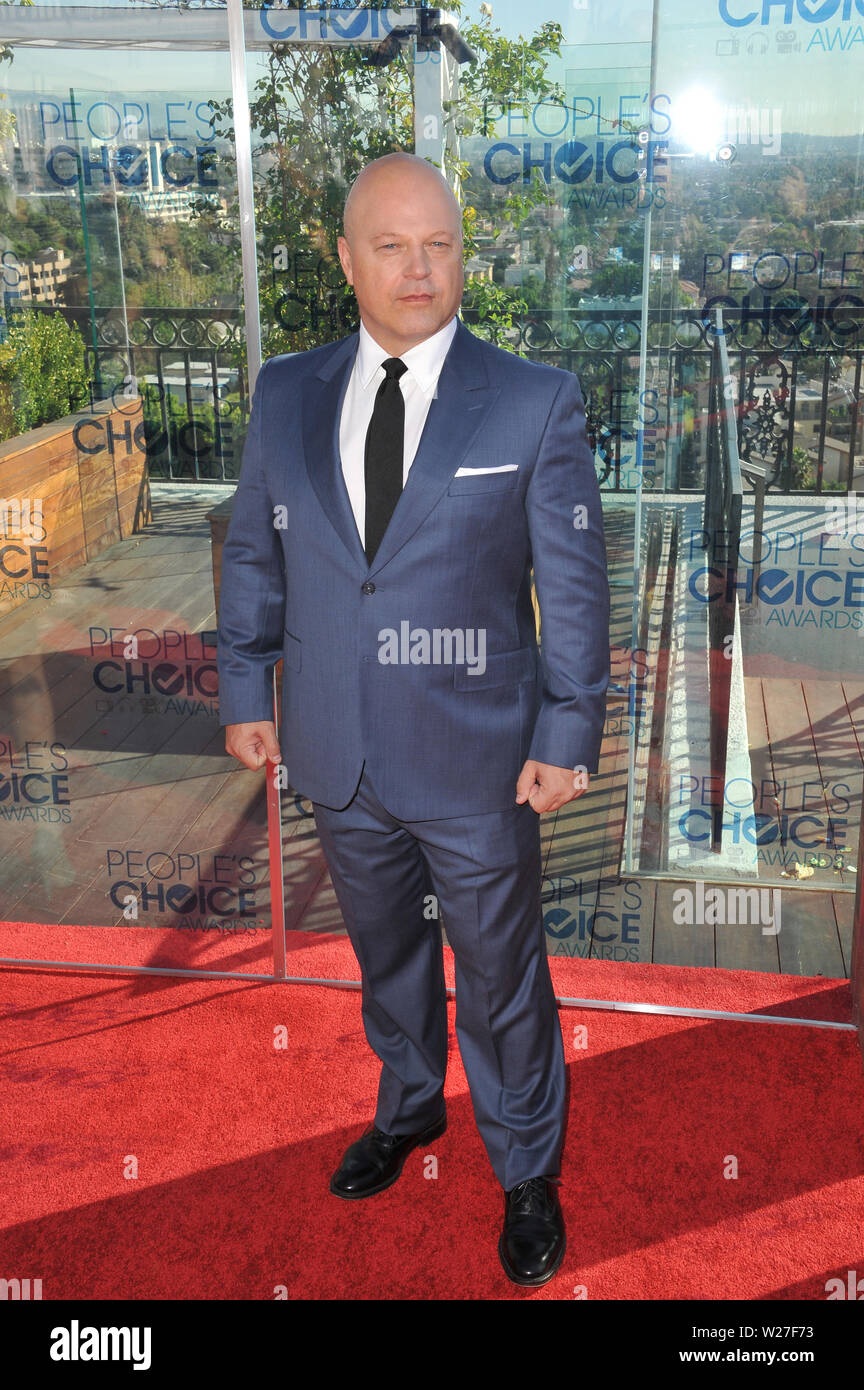LOS ANGELES, CA. November 09, 2010: Michael Chiklis at the nominations ...