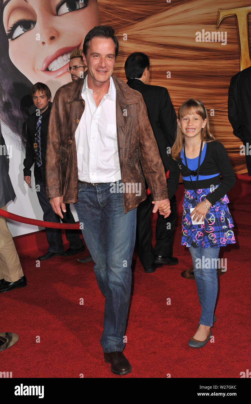 LOS ANGELES, CA. November 14, 2010: Tim DeKay & daughter at the world ...