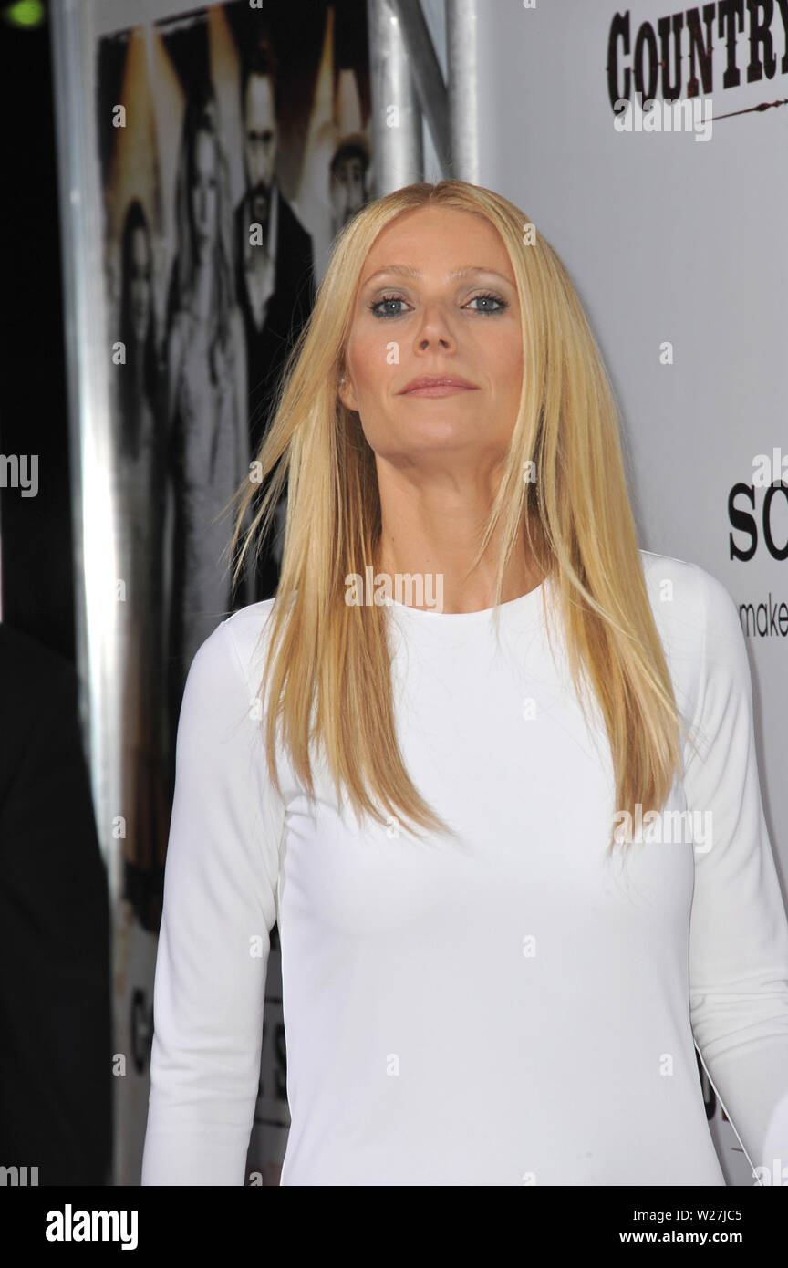 Gwyneth Strong High Resolution Stock Photography and Images - Alamy