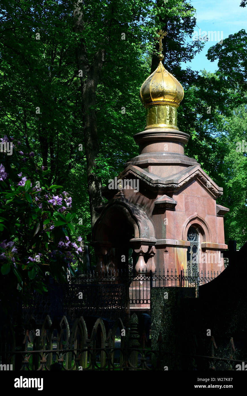 Old orthodox cross in the cemetery hi-res stock photography and images ...