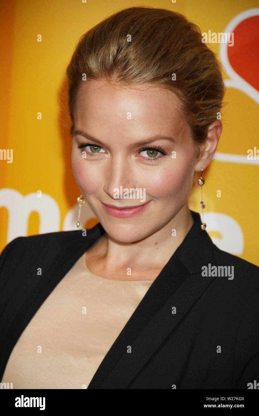 New York, USA. 05th Apr, 2010. Becki Newton 2010 NBC Upfront NYC Photo ...