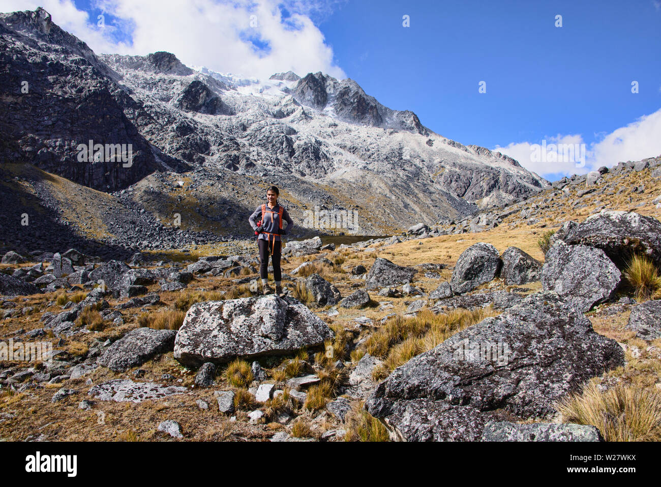 Trekking across the Cordillera Real mountain range, Bolivia Stock Photo ...