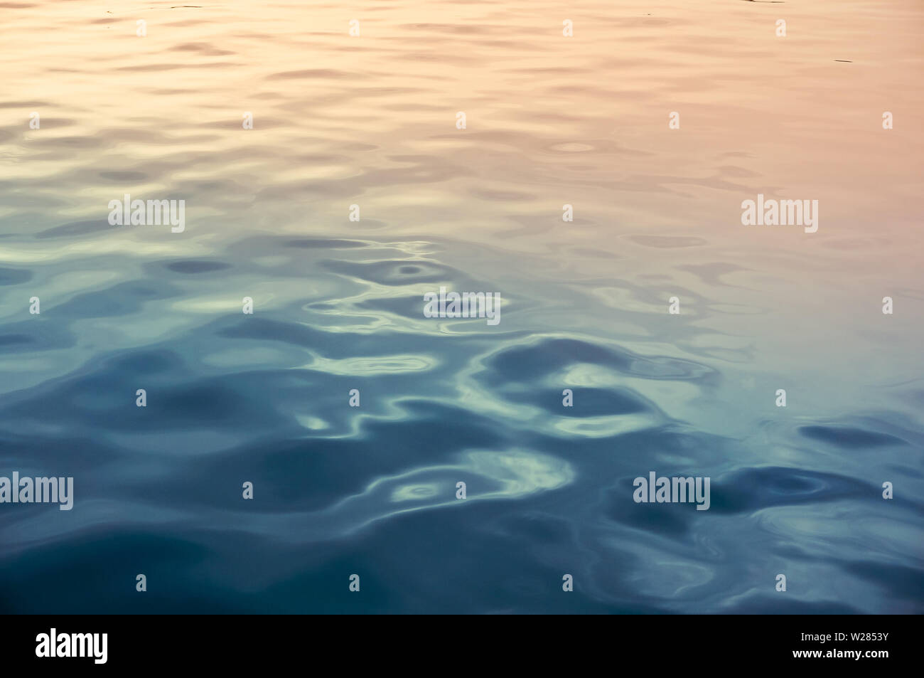 Sunlight on cold water hi-res stock photography and images - Alamy