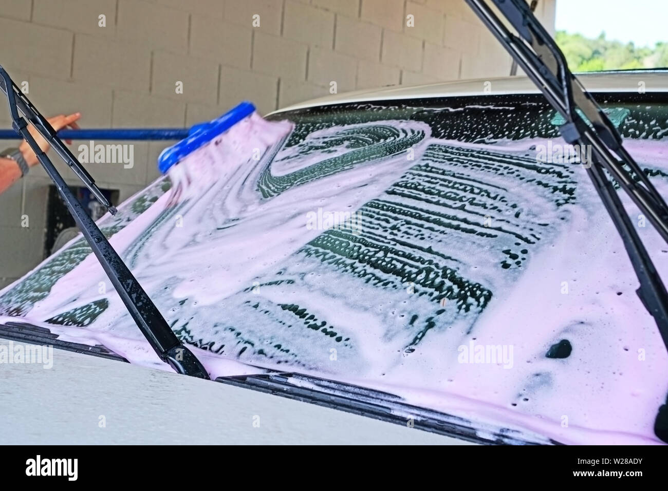 Fast wipers hi-res stock photography and images - Alamy