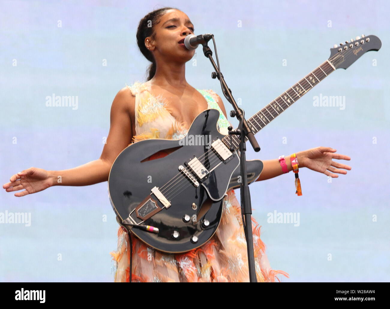 Havas hi-res stock photography and images - Alamy