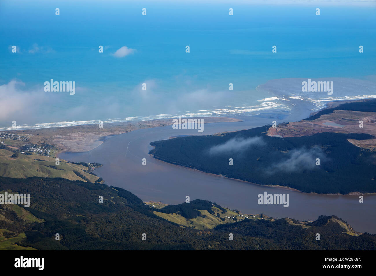Port waikato zealand hi-res stock photography and images - Alamy