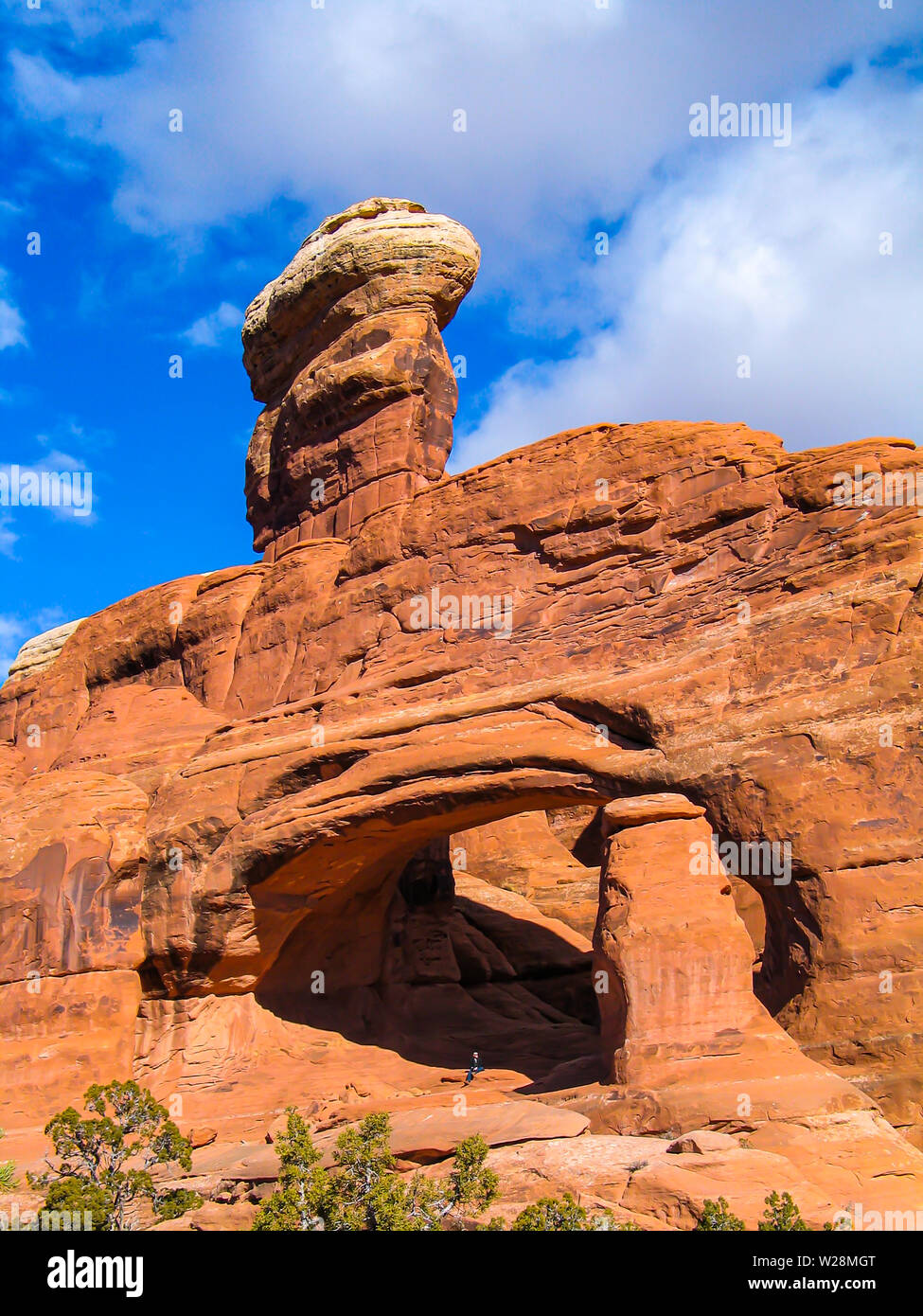 Eye of arches national park hi-res stock photography and images - Alamy