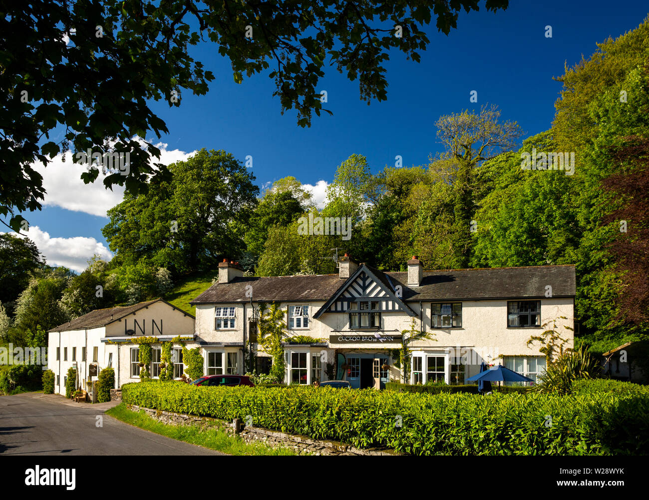 Cuckoo brow inn, far sawrey hi-res stock photography and images - Alamy