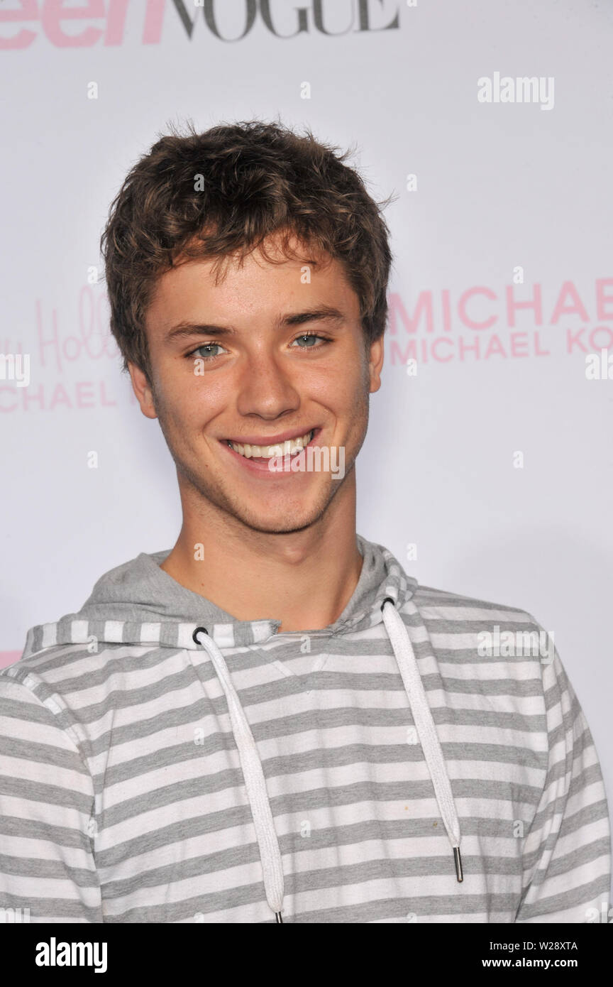 Jeremy Sumpter 2022 Hot