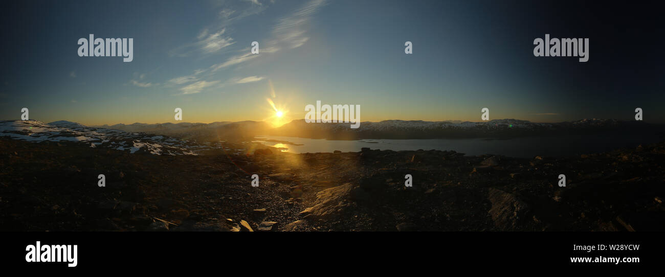 Midnight sun multiple exposure hi-res stock photography and images - Alamy