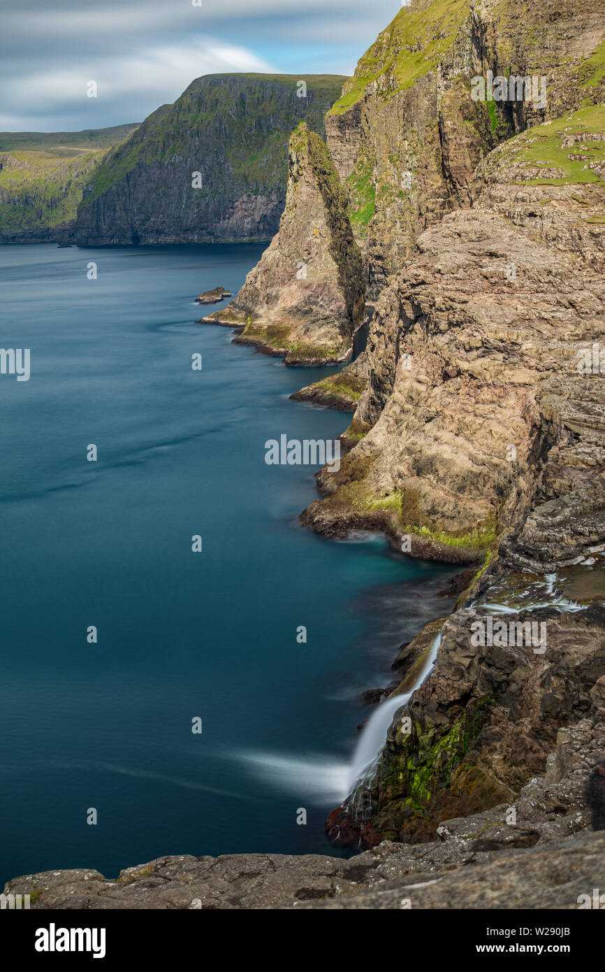 Bosdalafossur waterfall vertical composition long exposure, Faroe ...