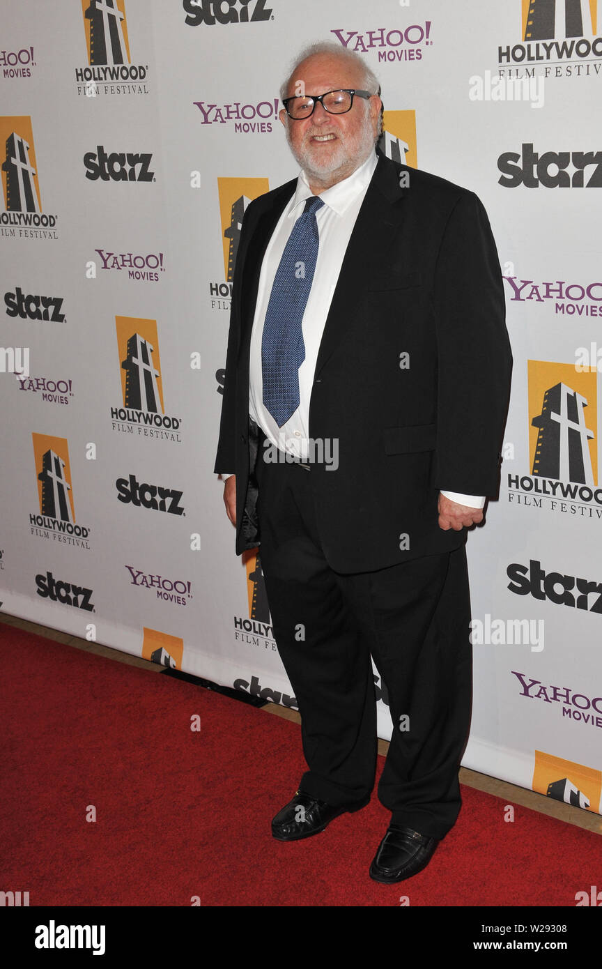 Jonathan lynn hi-res stock photography and images - Alamy