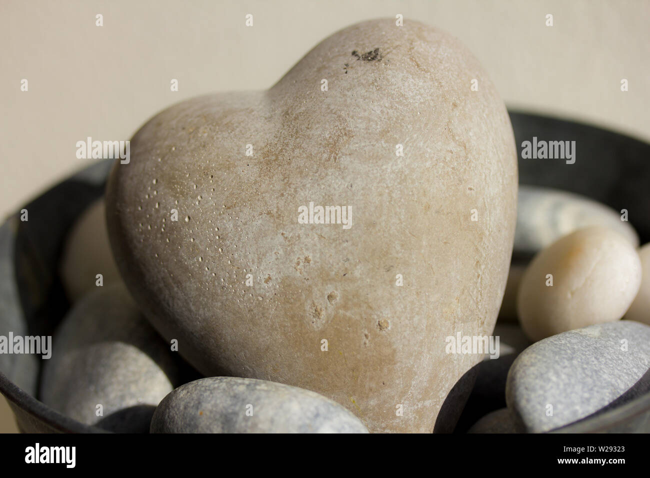 Stone with heart hi-res stock photography and images - Alamy
