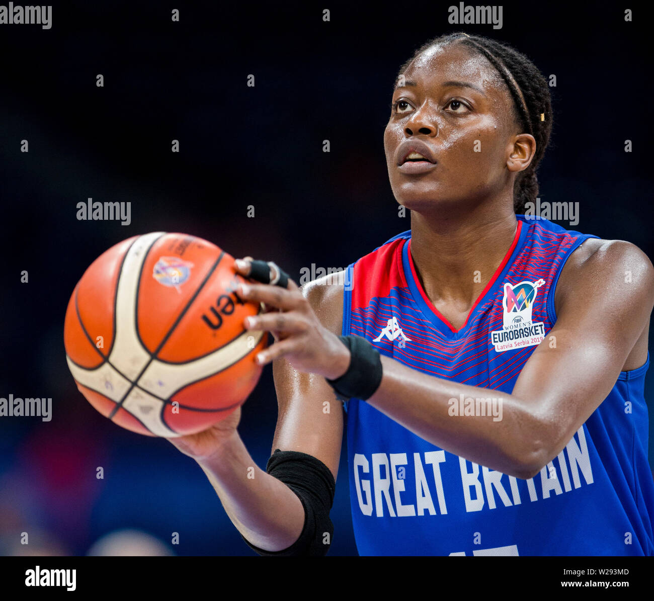 Free throws hi-res stock photography and images - Alamy