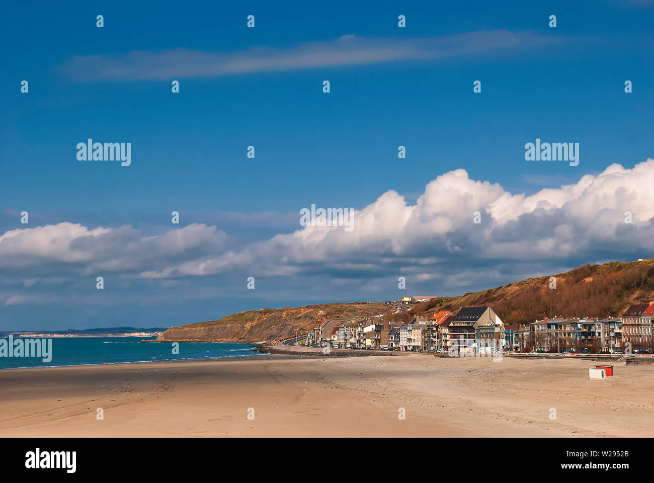 The coast at Boulonge-sur-mer in northern France Stock Photo - Alamy
