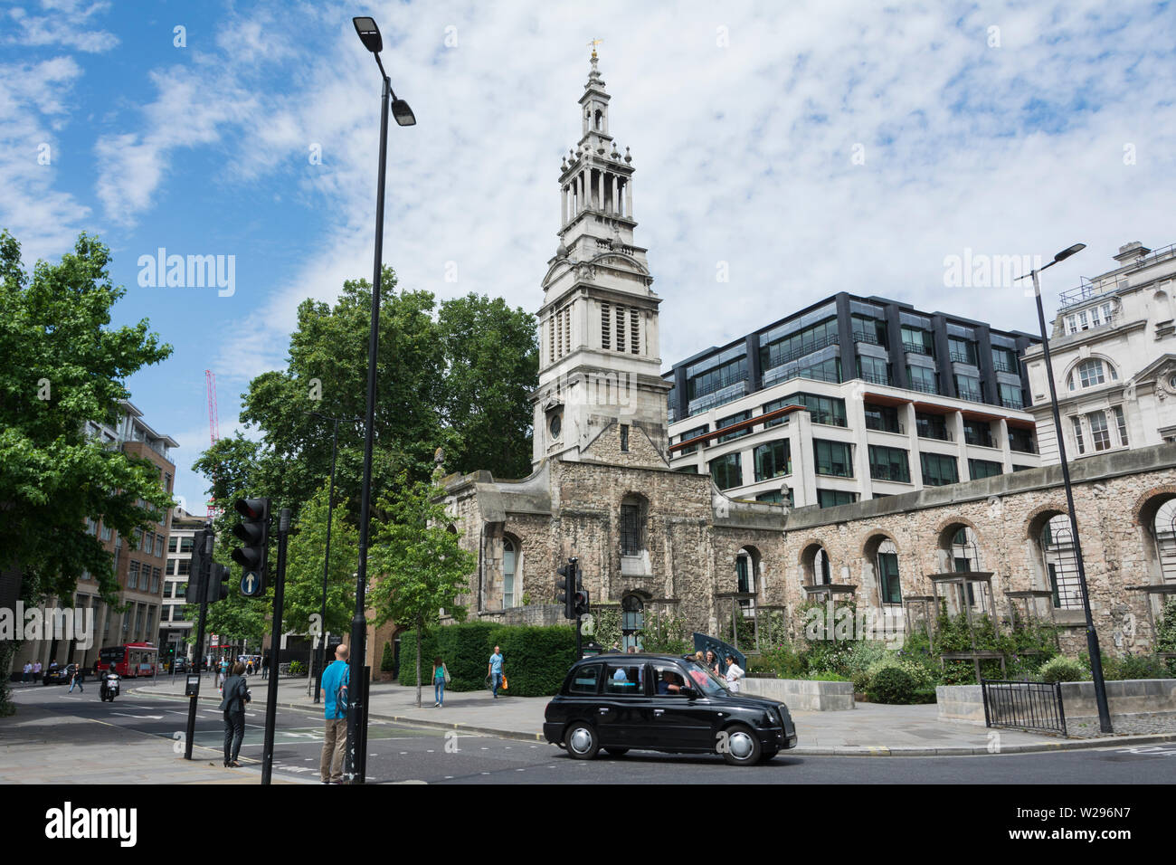 Uk christ church greyfriars ruins hi-res stock photography and images ...