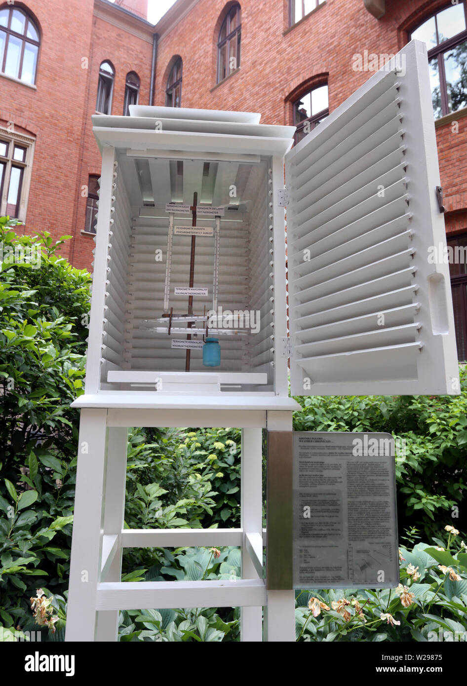 Stevenson screen interior hi-res stock photography and images - Alamy