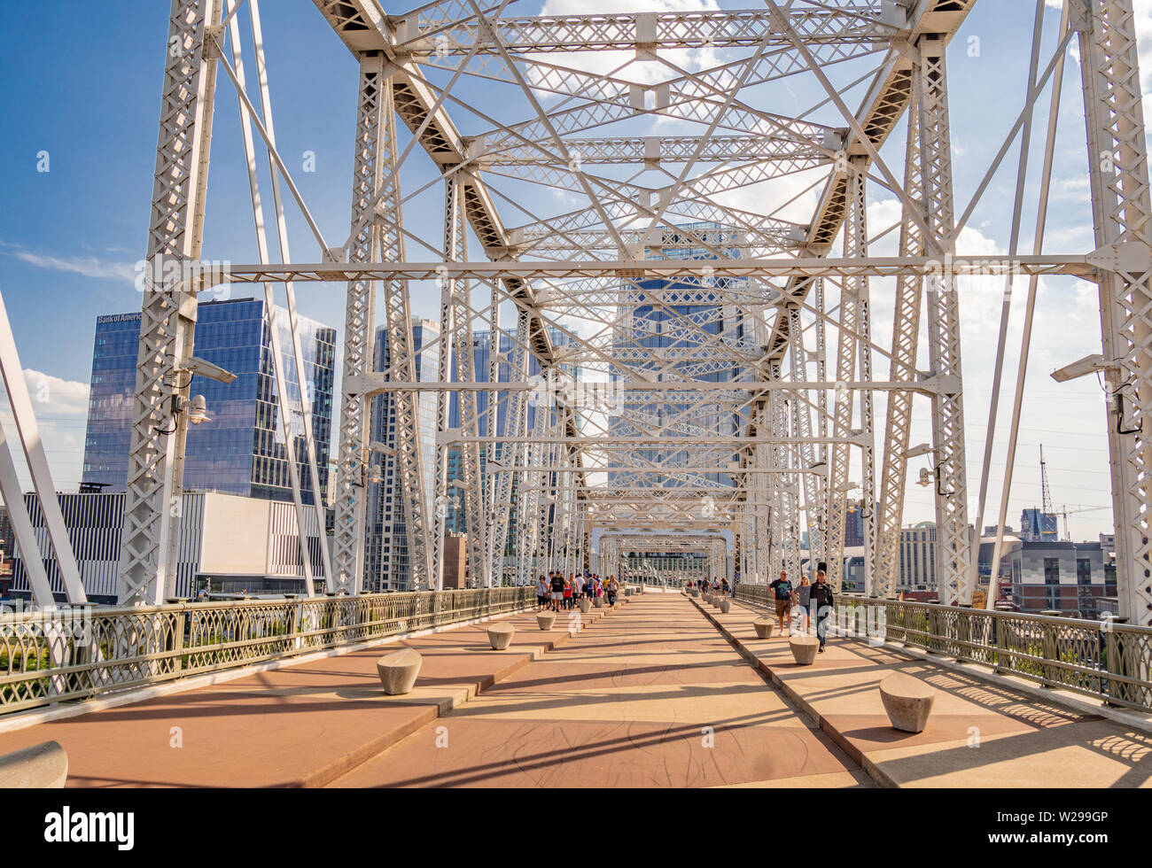 John Seigenthaler Pedestrian Bridge in Nashville - NASHVILLE, USA ...