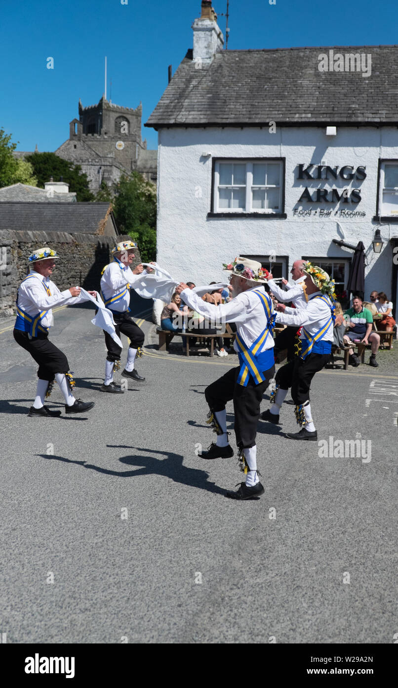 Traditional English Morris Dancers Stock Photo - Alamy