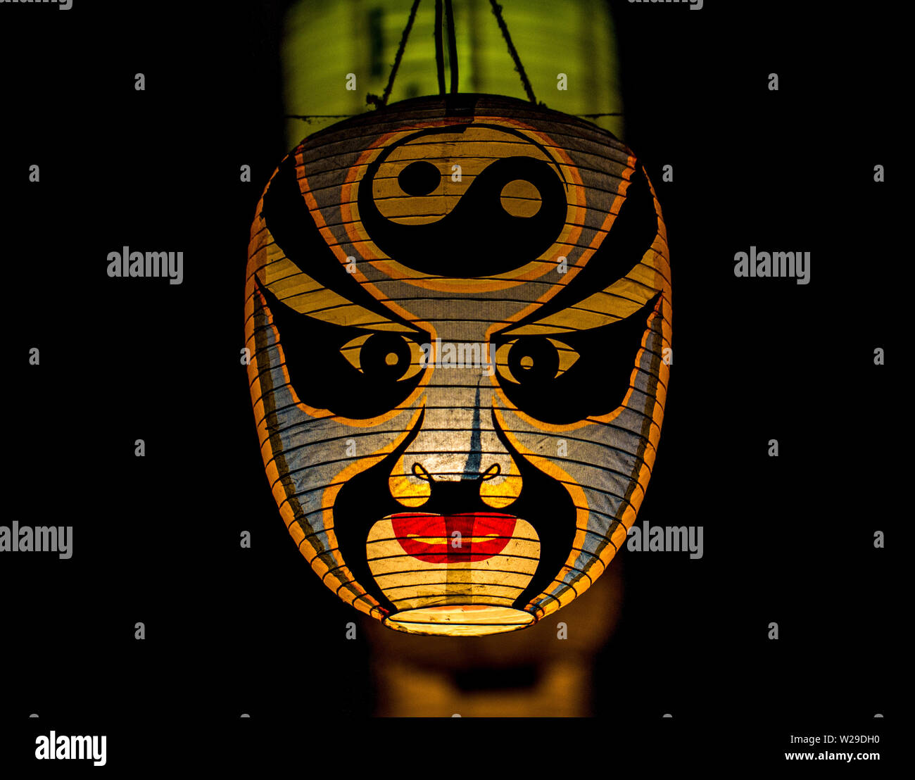 traditional Japanese lantern Stock Photo - Alamy