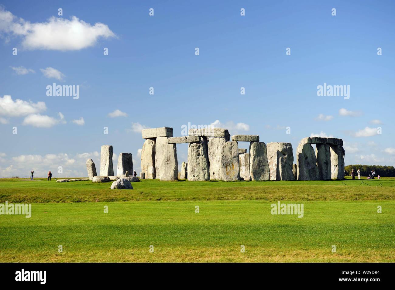 Stonehenge cursus barrows hi-res stock photography and images - Alamy