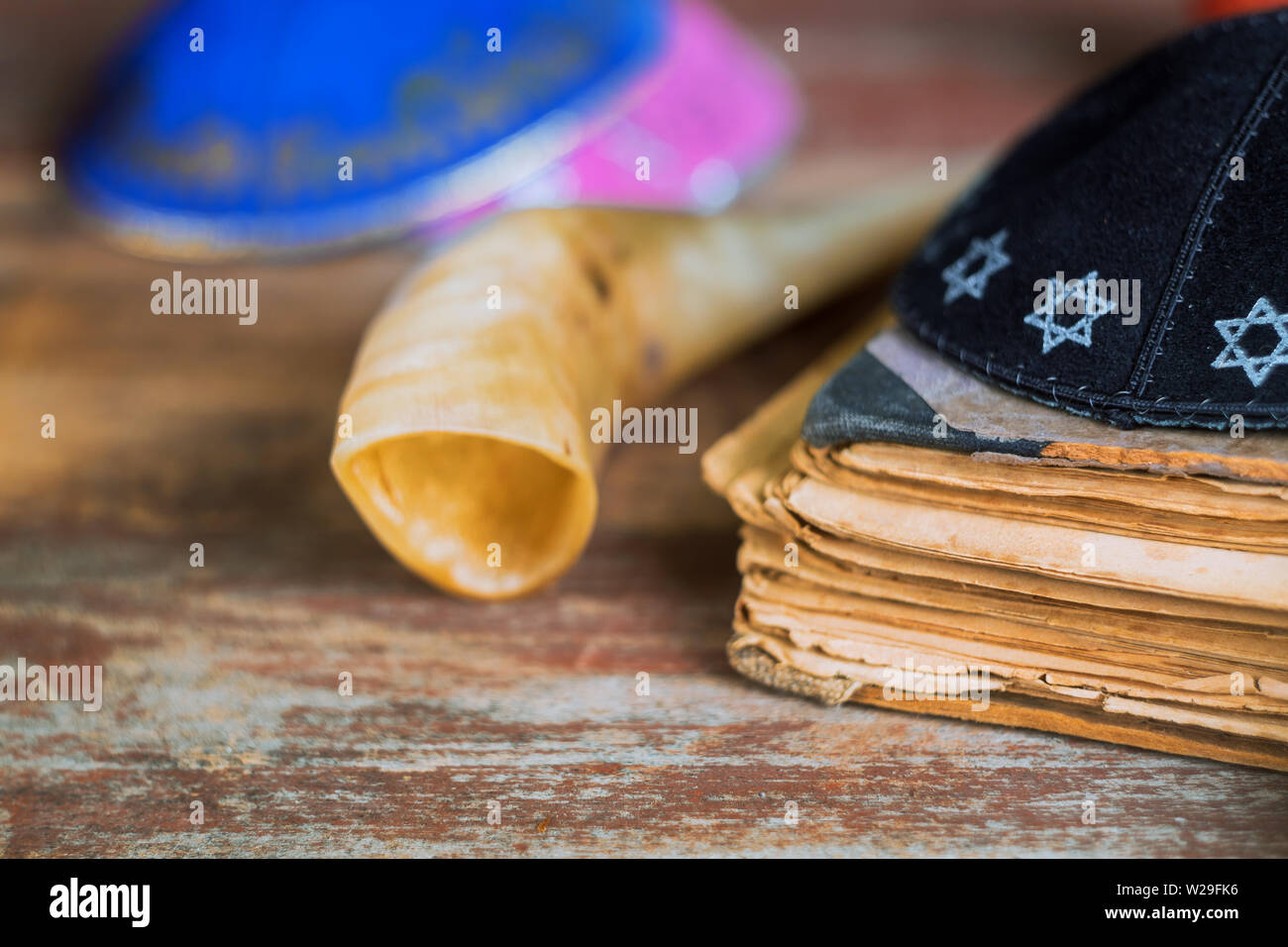 Shmini atzeret hi-res stock photography and images - Alamy