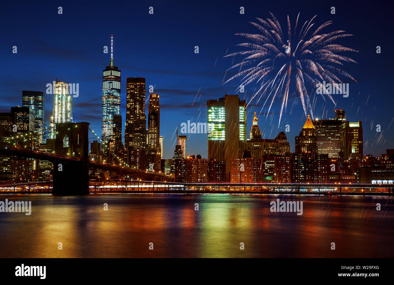 New york fireworks panorama hi-res stock photography and images - Alamy
