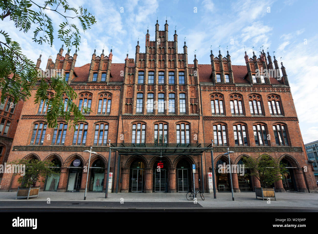 Old town hall hanover lower hi-res stock photography and images - Alamy