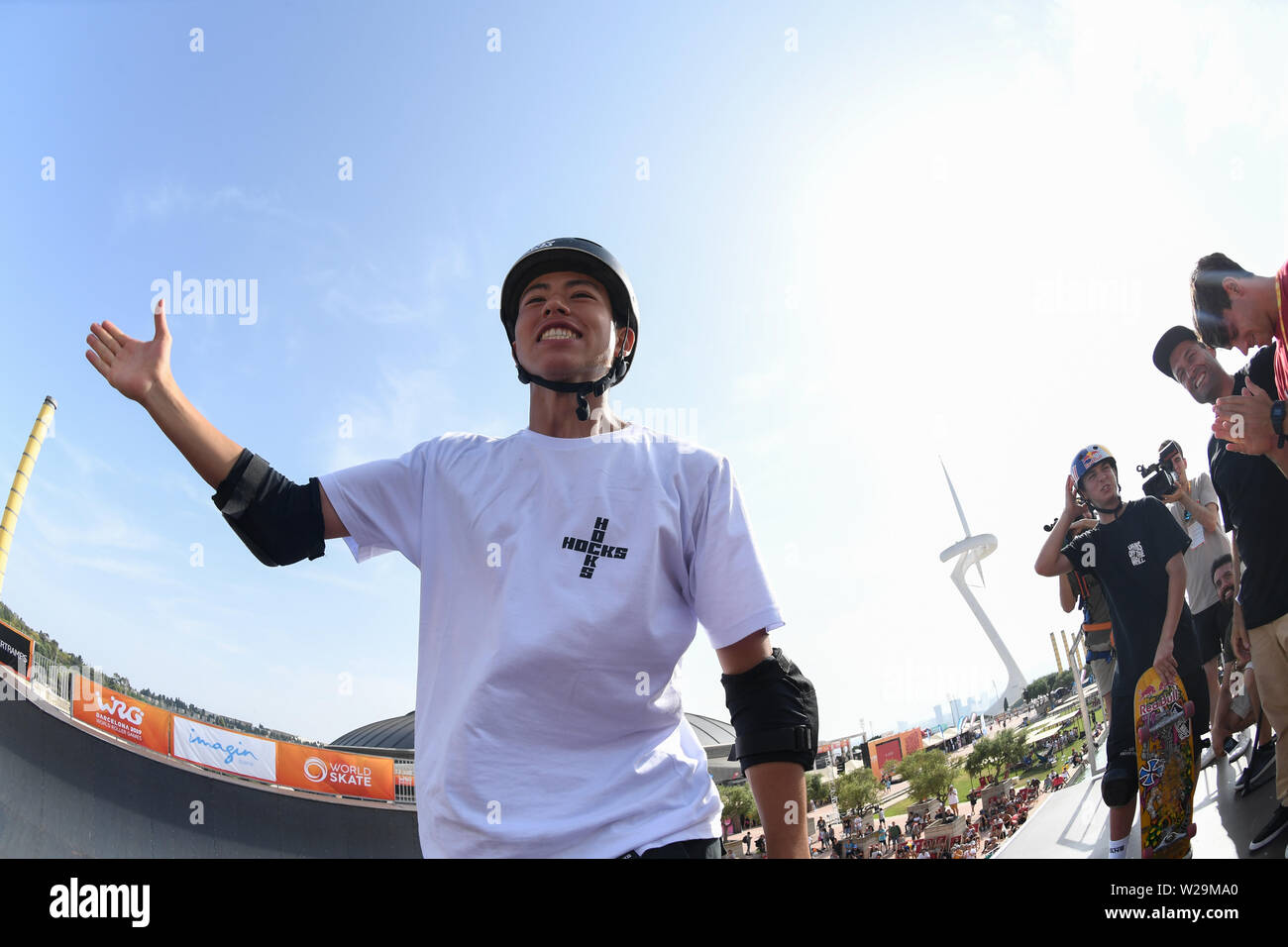 Vert skateboarding hi-res stock photography and images - Alamy