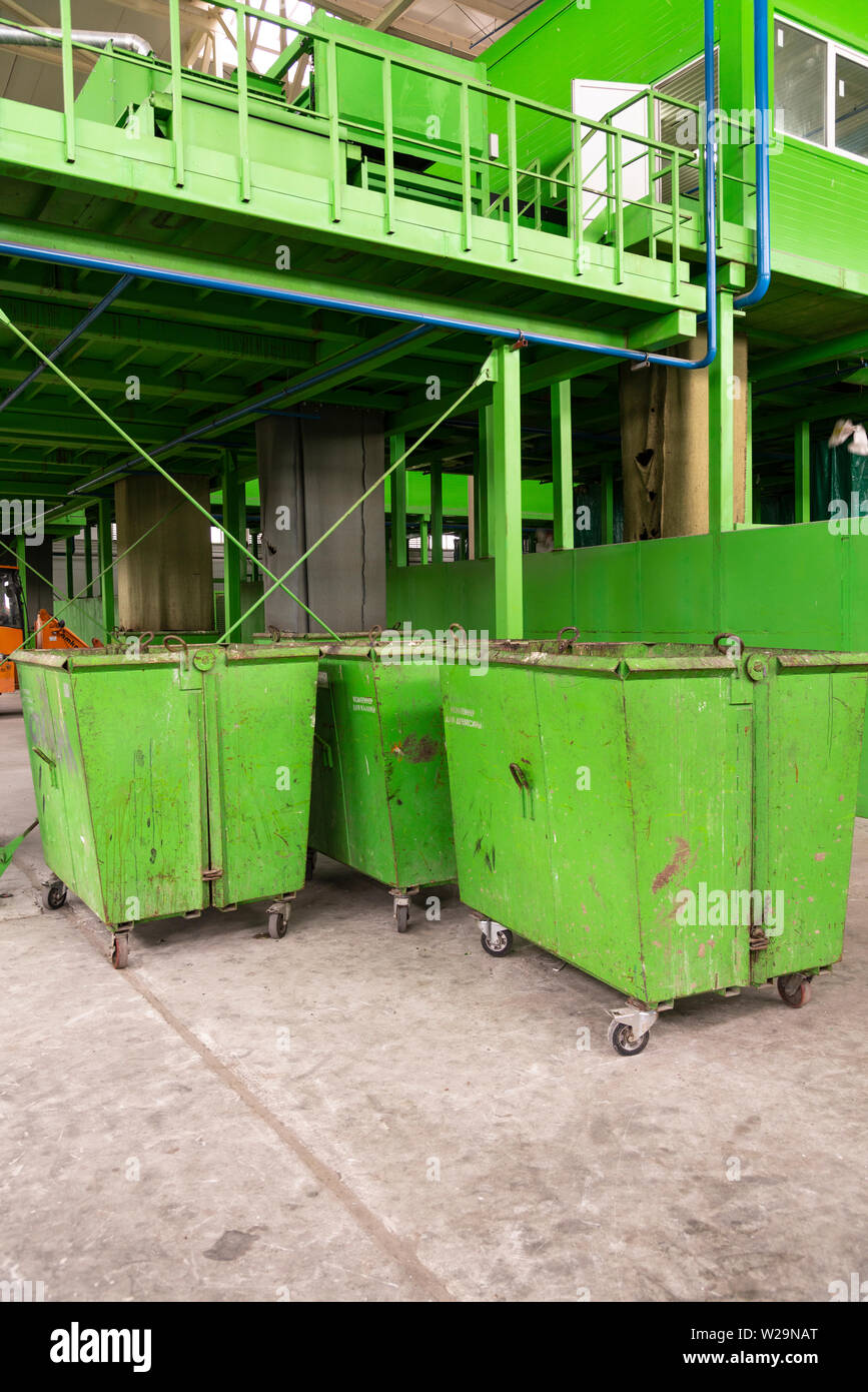Waste processing plant. Technological process for acceptance, storage ...