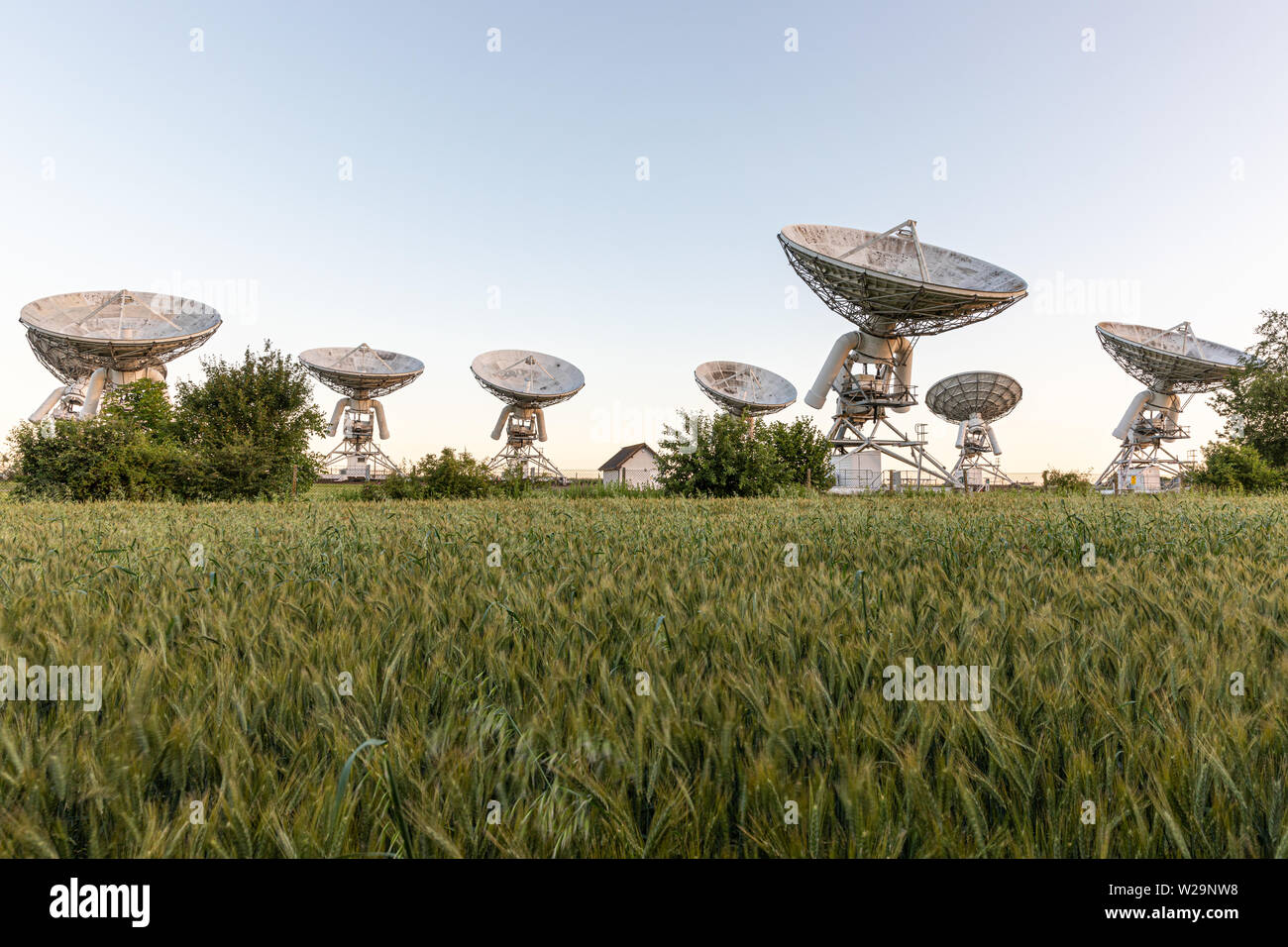 Research radio telescopes, Cambridge UK Stock Photo - Alamy