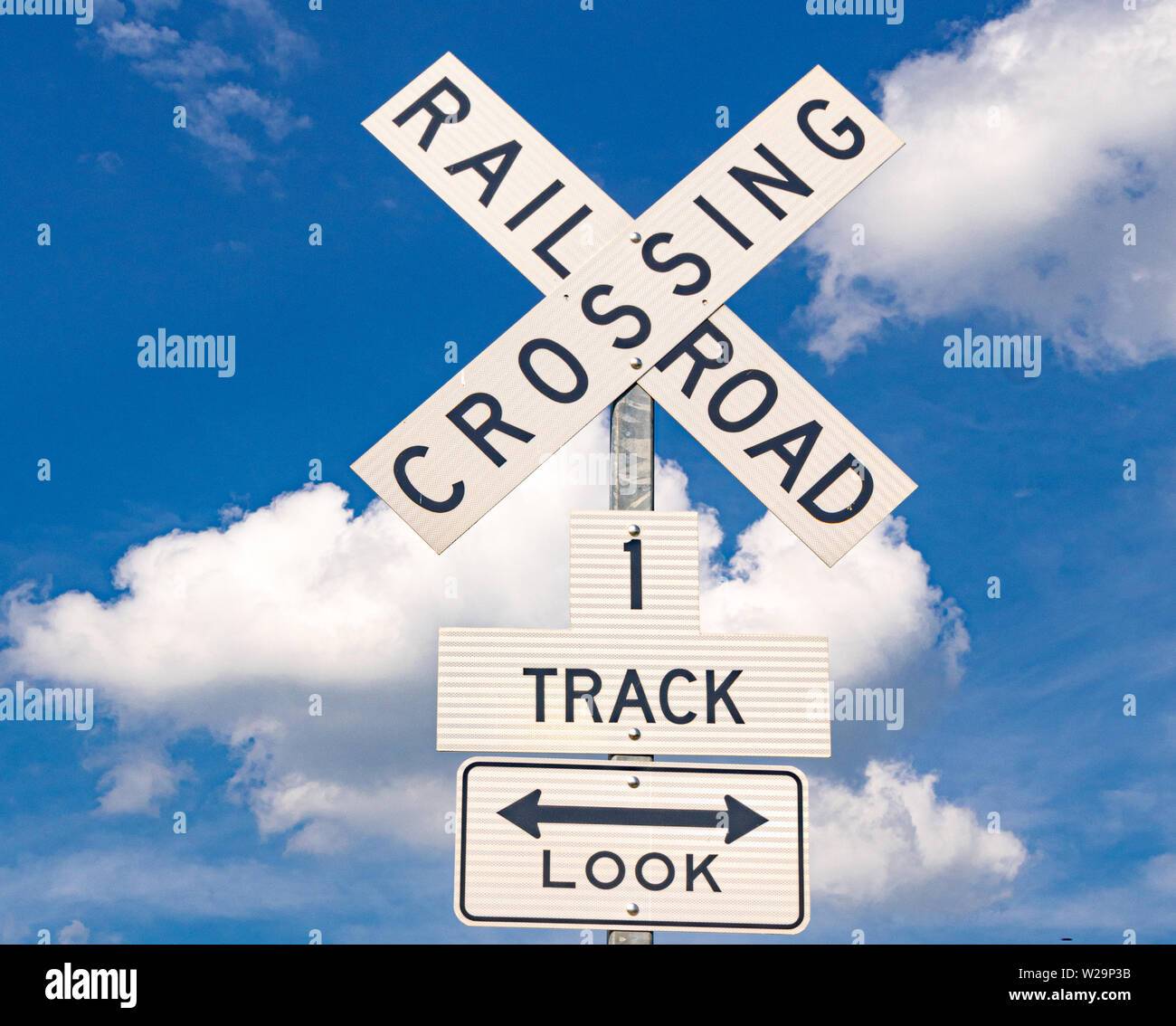 Railroad Crossing Sign Stock Photo - Alamy