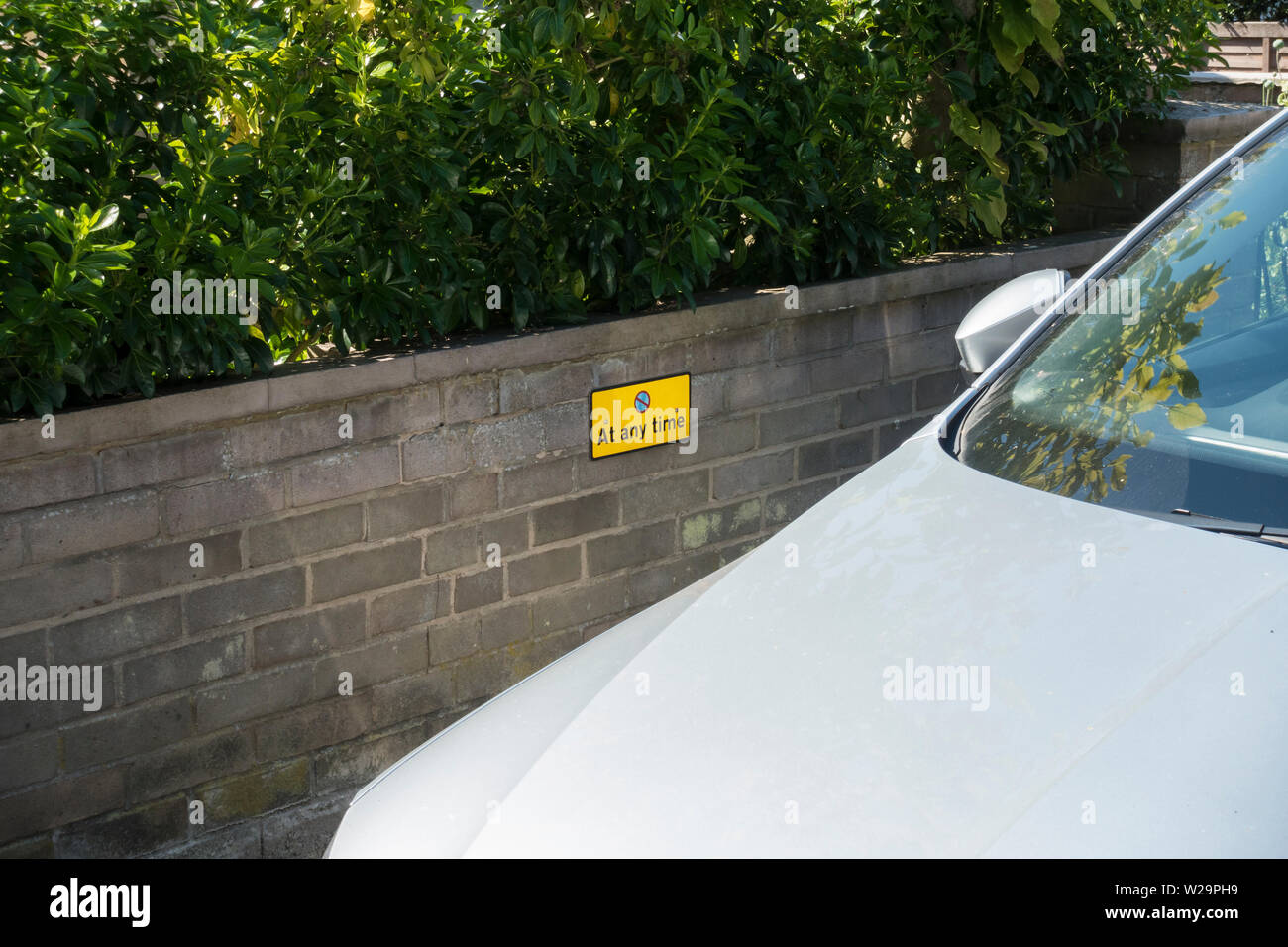 Parking notice hi-res stock photography and images - Alamy