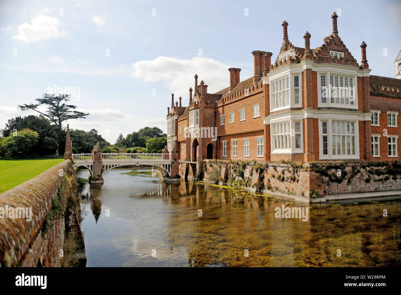 Helmingham hall hi-res stock photography and images - Alamy
