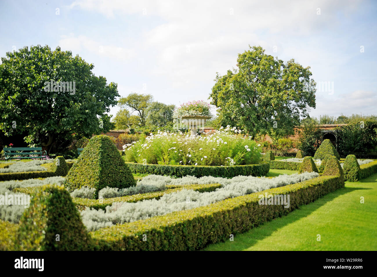 Helmingham hall hi-res stock photography and images - Alamy