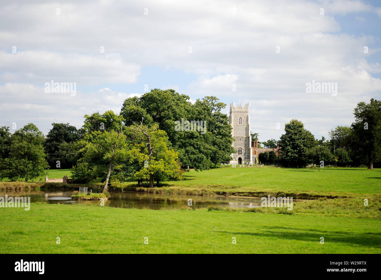 St marys church helmingham hi-res stock photography and images - Alamy