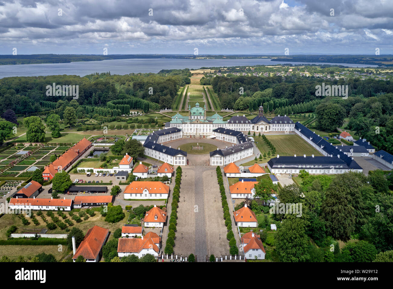 Fredensborg palace hi-res stock photography and images - Alamy