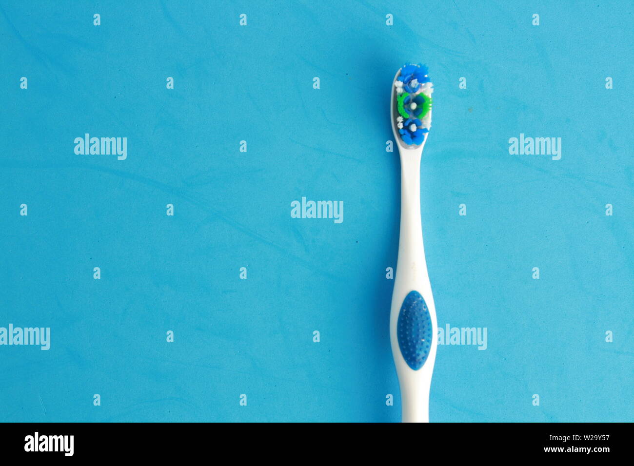 White toothbrush hi-res stock photography and images - Alamy