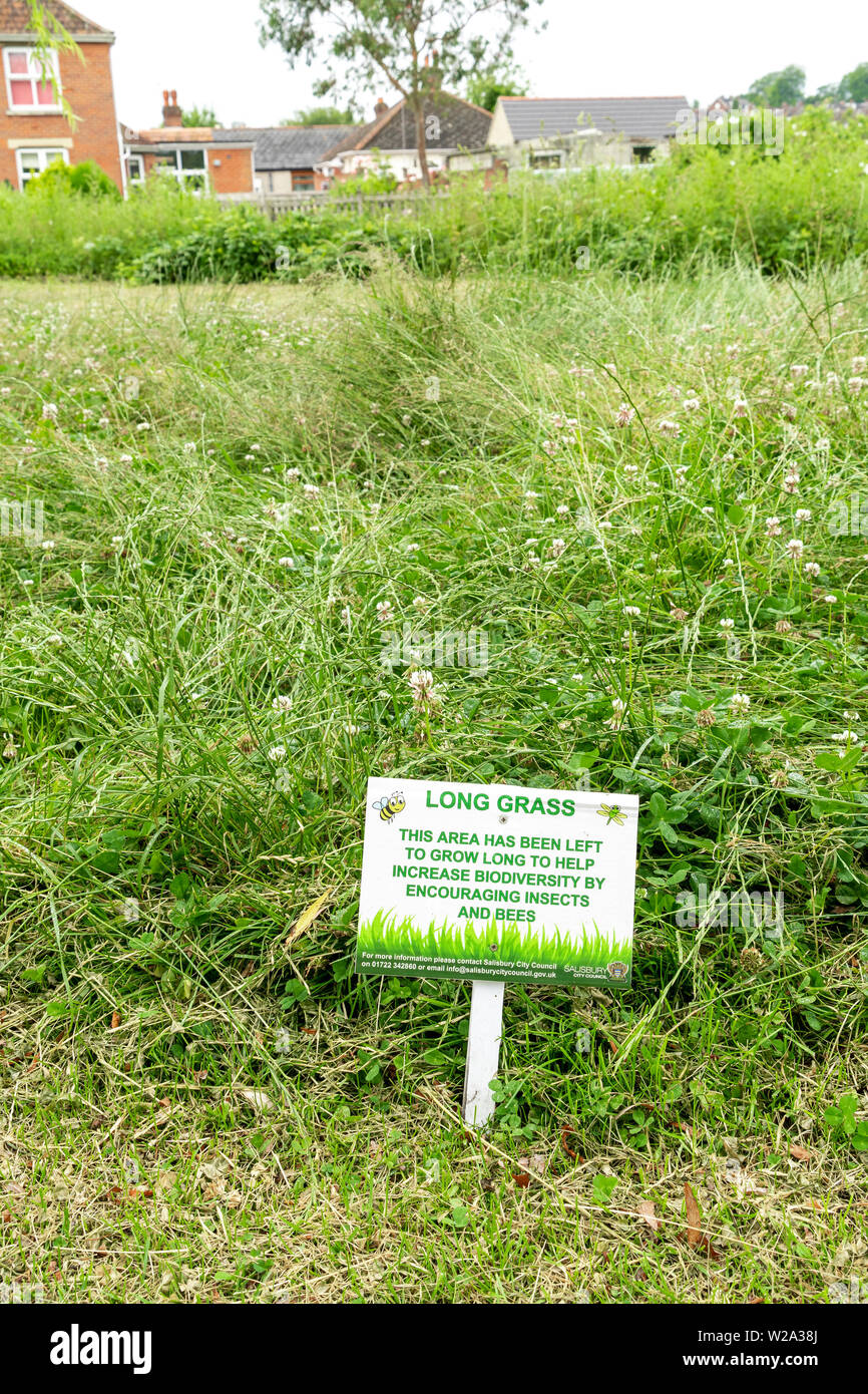 Small sign marking wildlife reservation area Stock Photo - Alamy