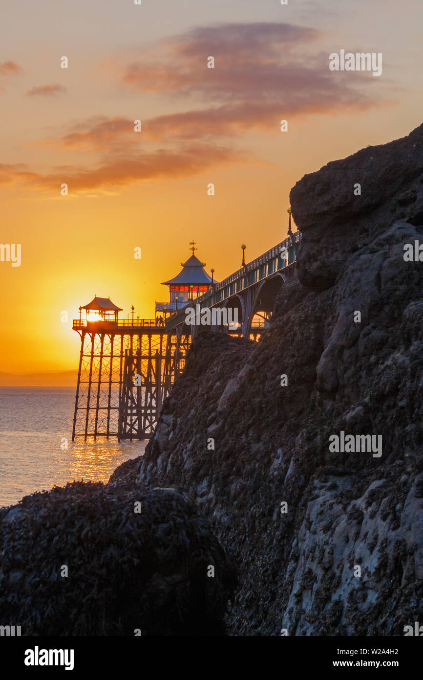 Clevedon seafront hi-res stock photography and images - Alamy