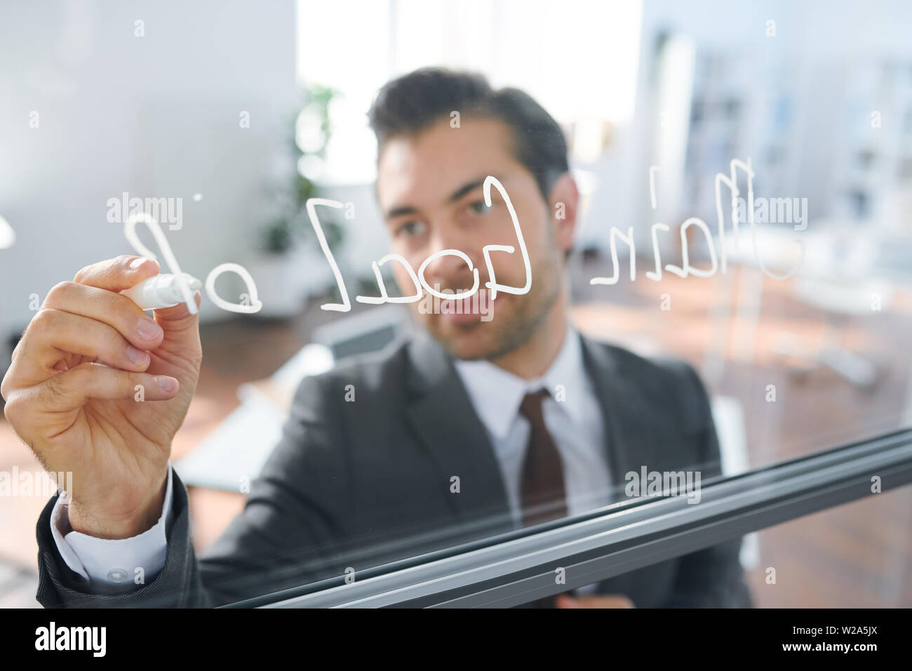 Coach white board hi-res stock photography and images - Alamy