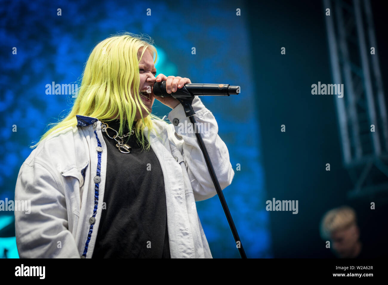 Alma gonzales hi-res stock photography and images - Alamy